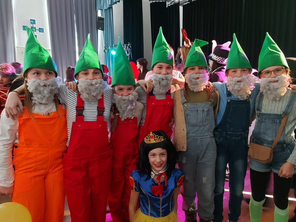 Start - Maria-Ward-Realschule Augsburg Maria-Ward-Realschule Augsburg